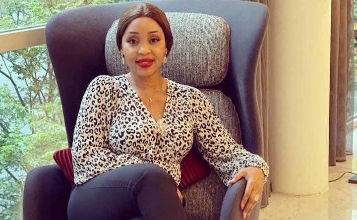 Interviewe de Mme Adja Awa Fofana, l'Ivoirienne qui veut "aider l ...